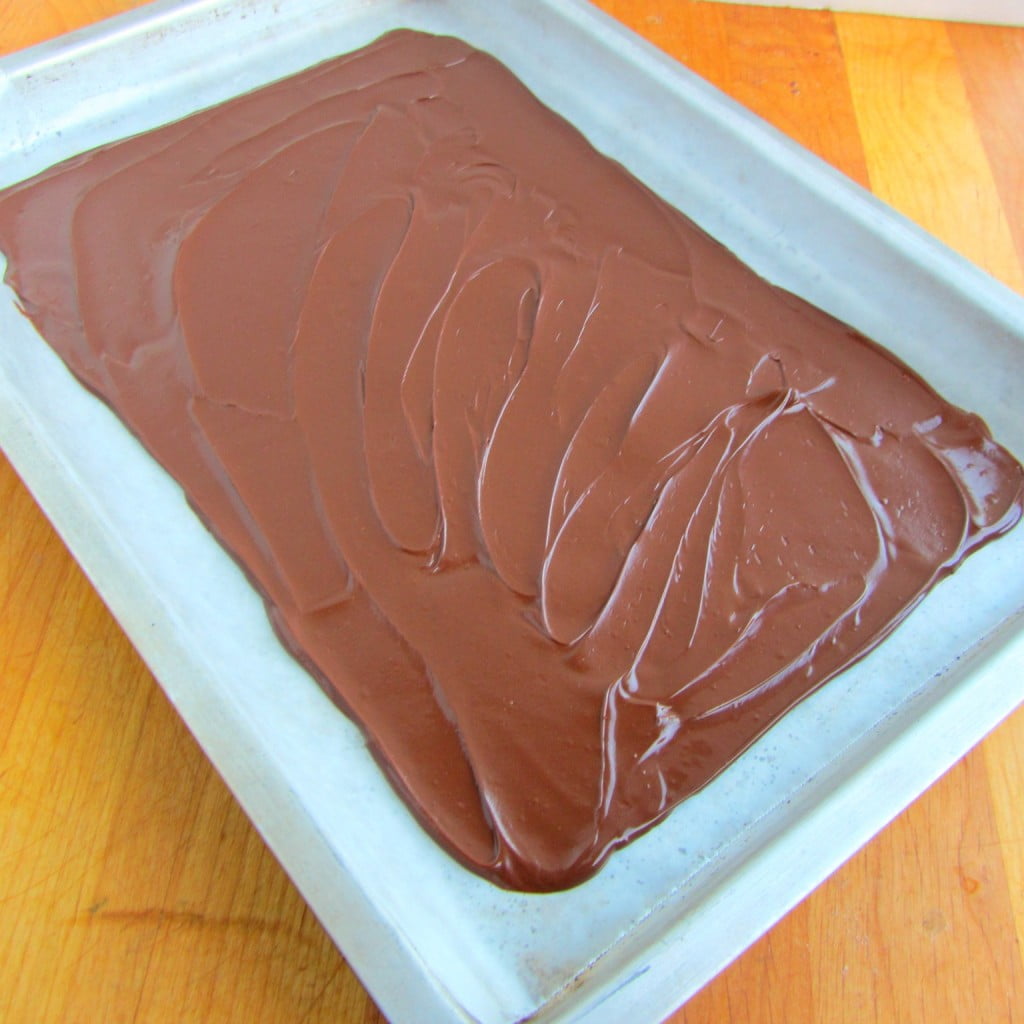 Nutella Filled Chocolate Bark - A baJillian Recipes