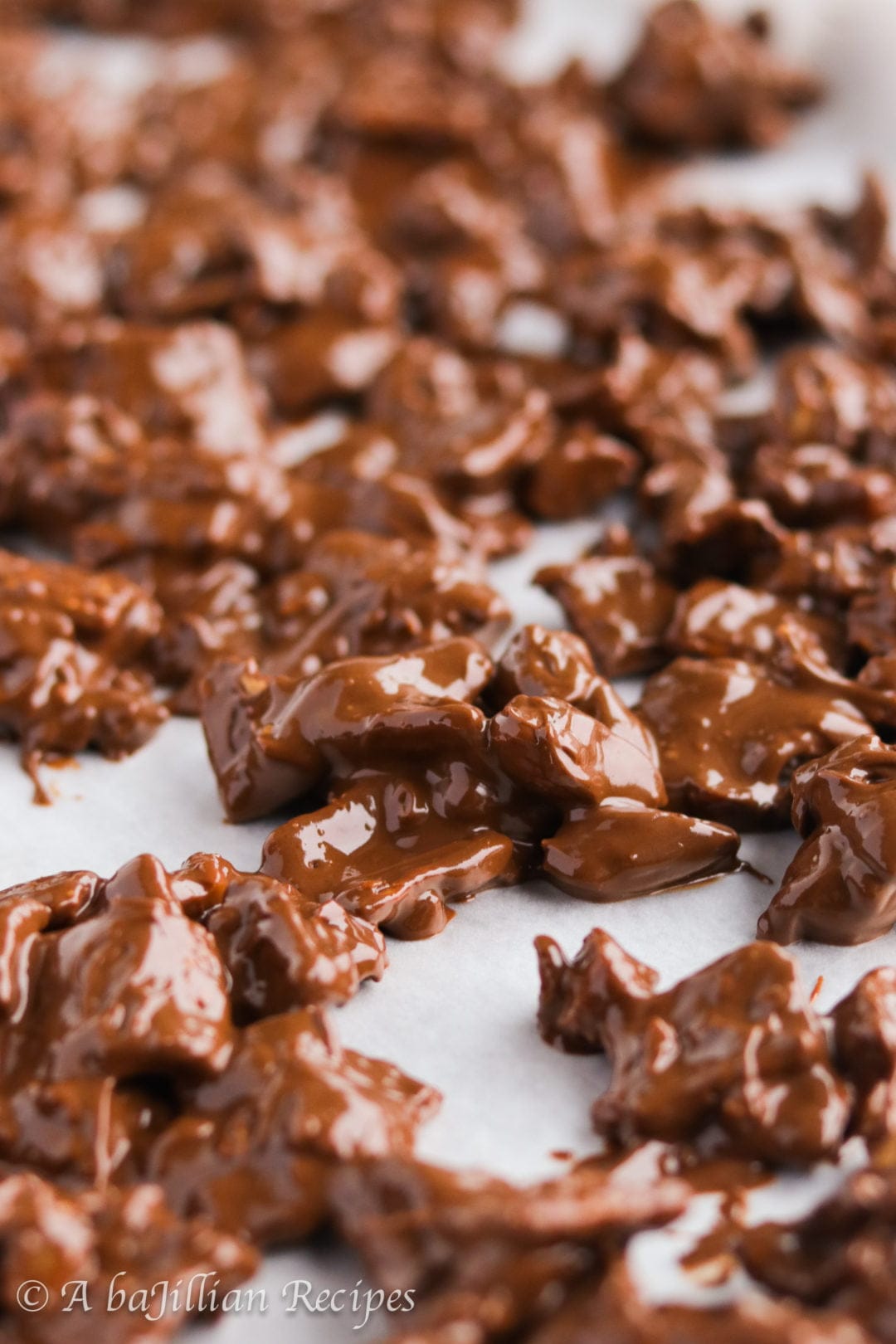 Chocolate Toffee "OMG" Clusters (Dylan's Copycat) - A baJillian Recipes