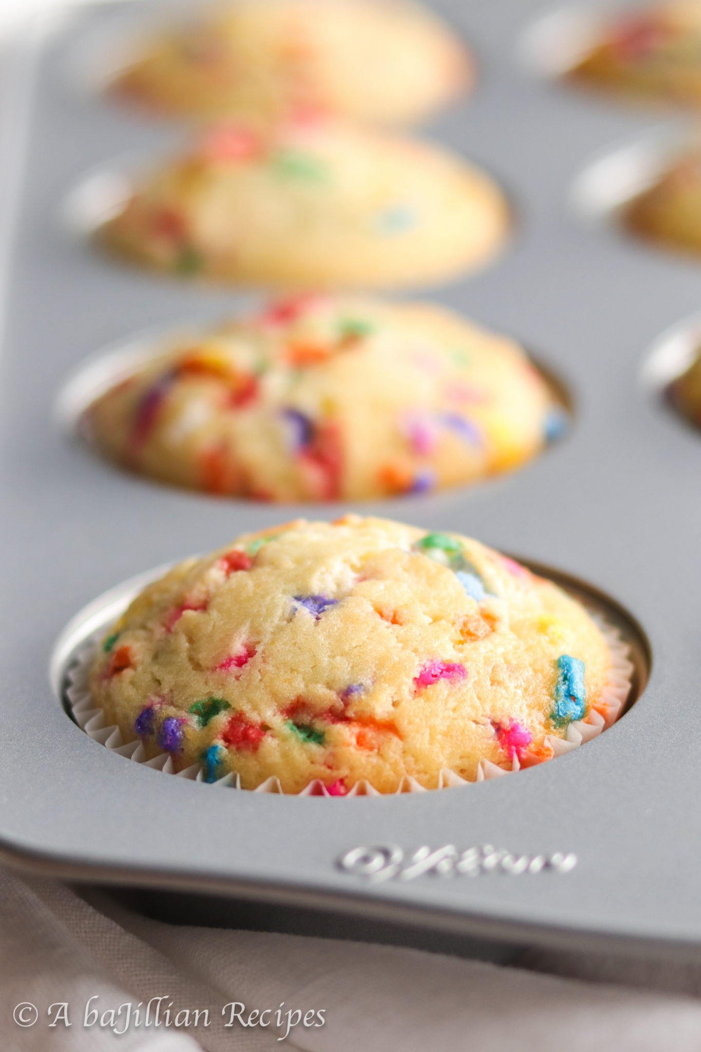 Funfetti Cupcakes - A baJillian Recipes