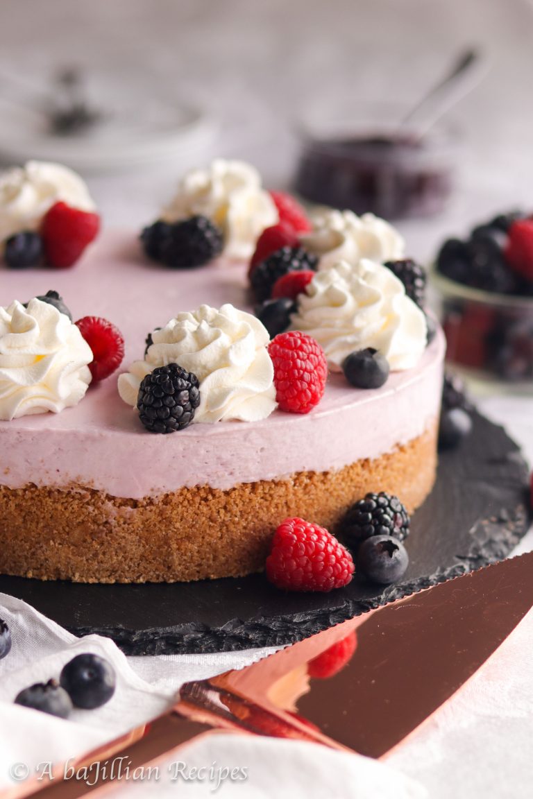 Mixed Berry Cheesecake - A baJillian Recipes